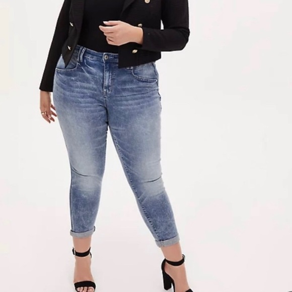 torrid | Jeans | Torrid High Rise Boyfriend Straight Leg Jeans 4 R ...